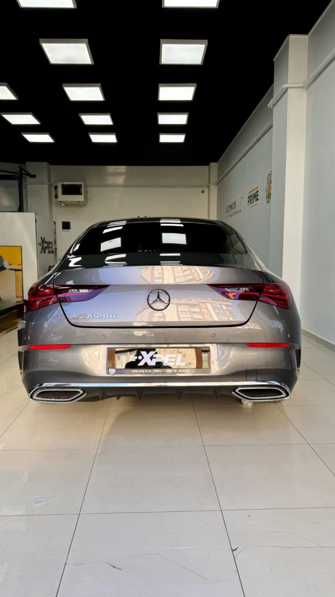 Mercedes CLA 200